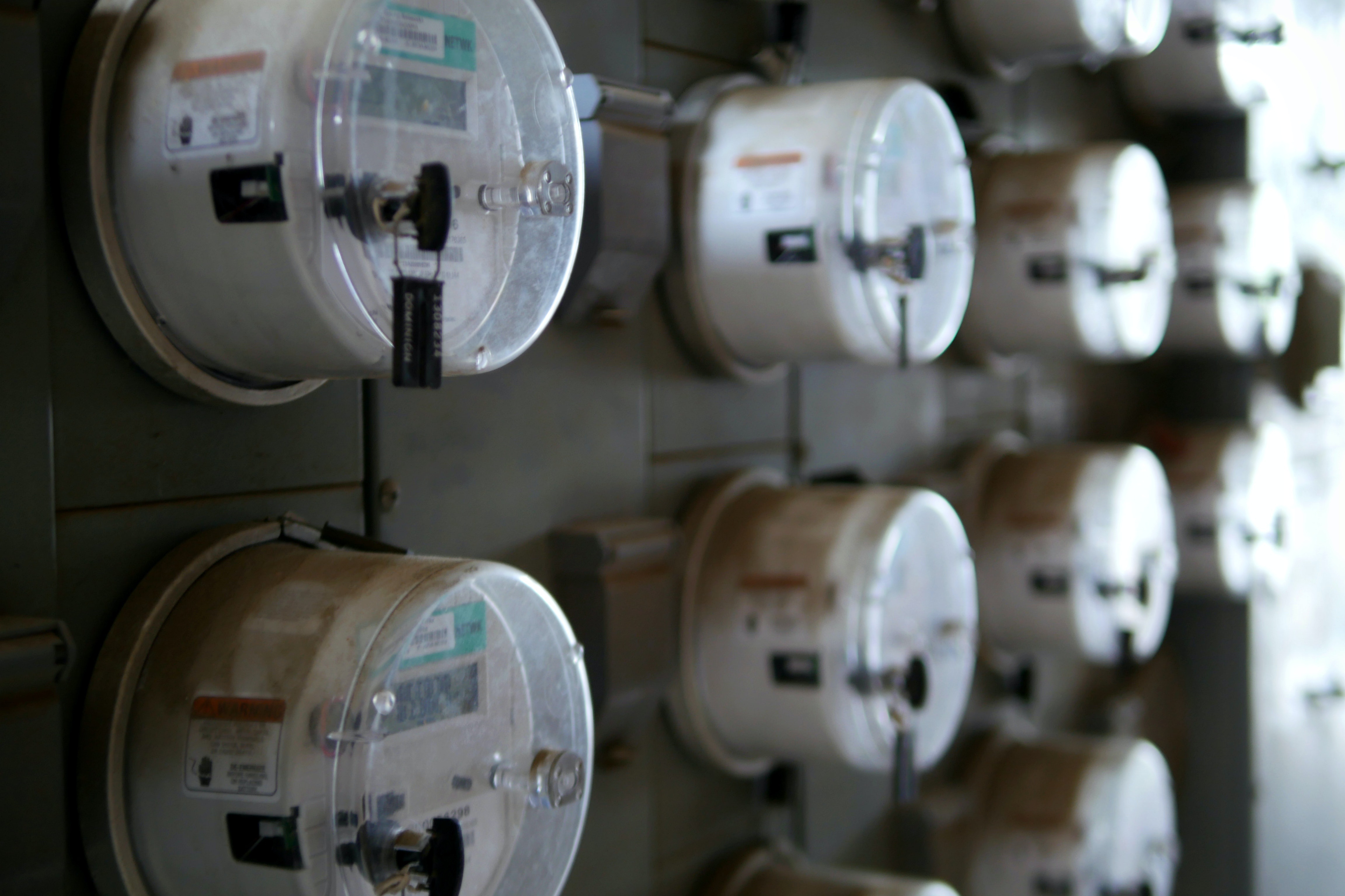 Smart-Meter-Ausbau kommt voran Steuerbare Stromzähler ble... | Lemgo Radio